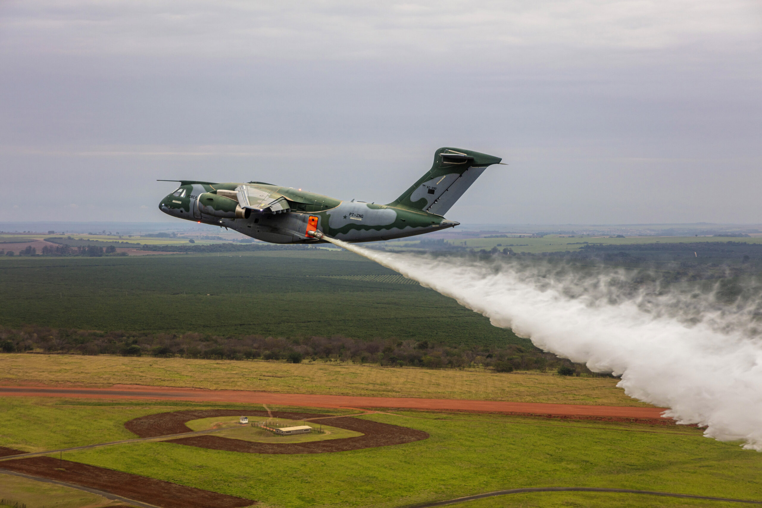 Embraer Concludes C-390 Millennium Firefighting Capability Flight Tests ...